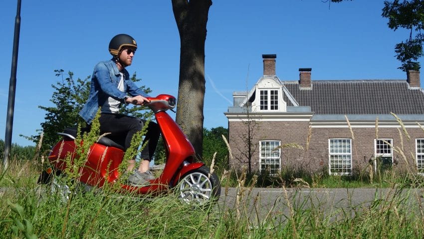 Bolt Mobility’s AppScooter: Making electric mobility more accessible ...