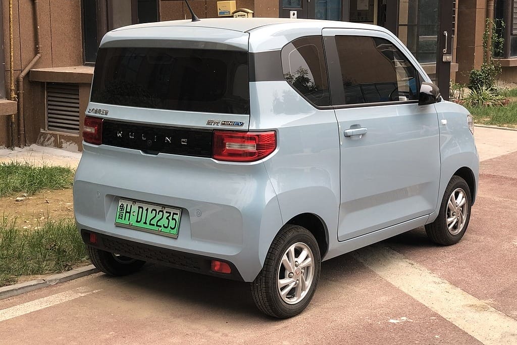 5 Small EVs for Sustainable Cities - Impakter